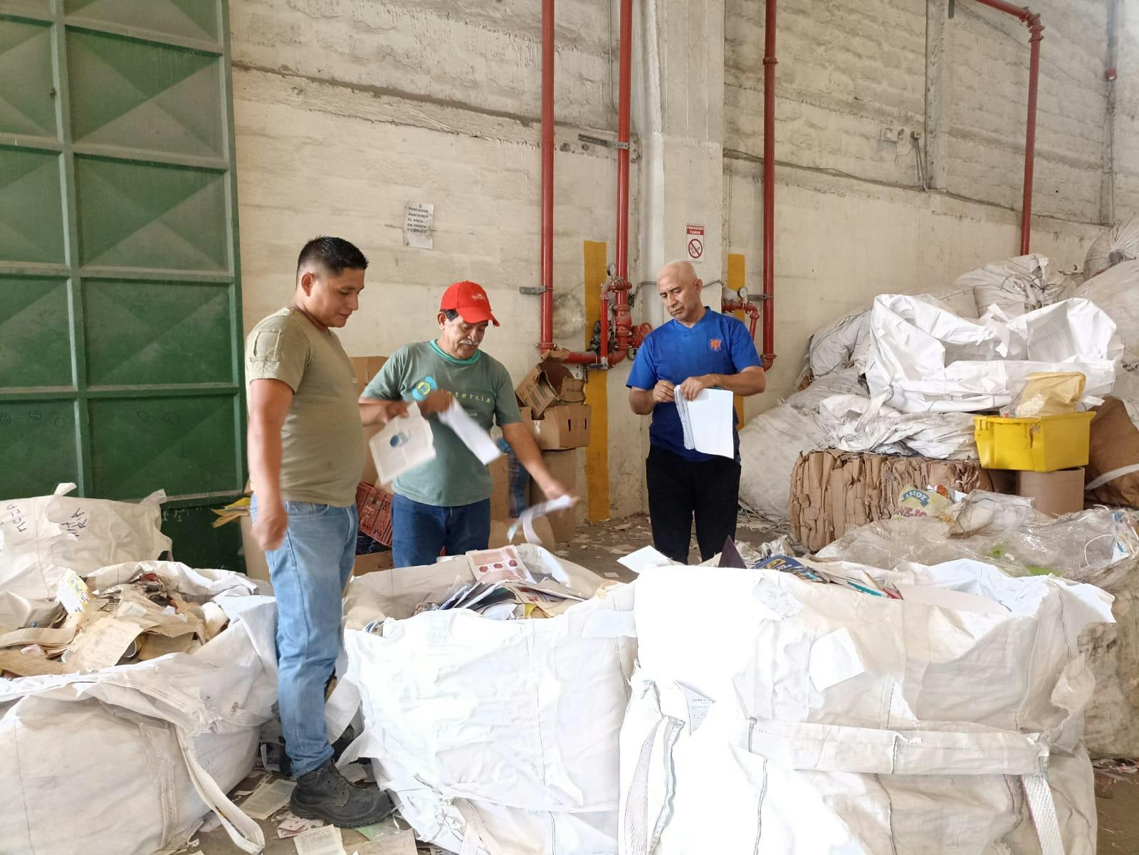 SURGALARE S.A. | Transformando al mundo con el reciclaje